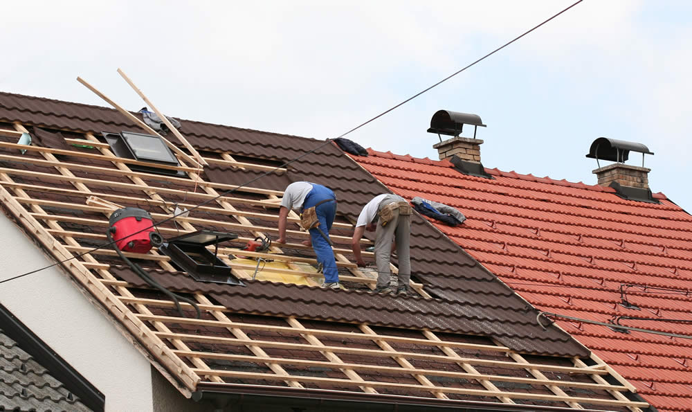 How To Run A Successful Roofing Contracting Business | Licenses Etc.